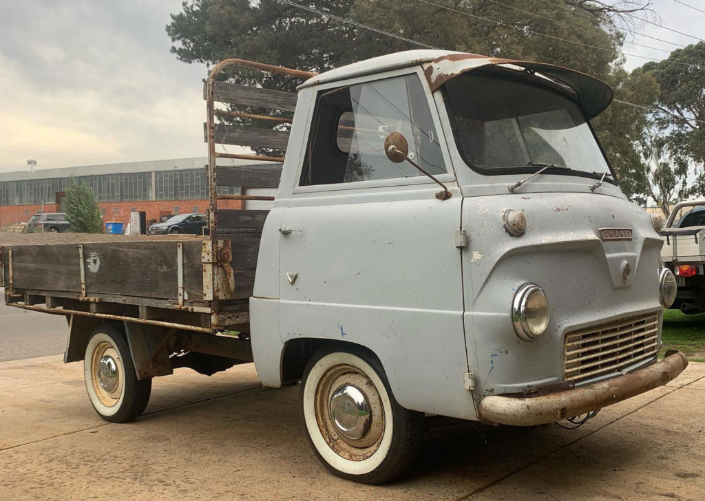 Thames 800 (400E) - Yesterford